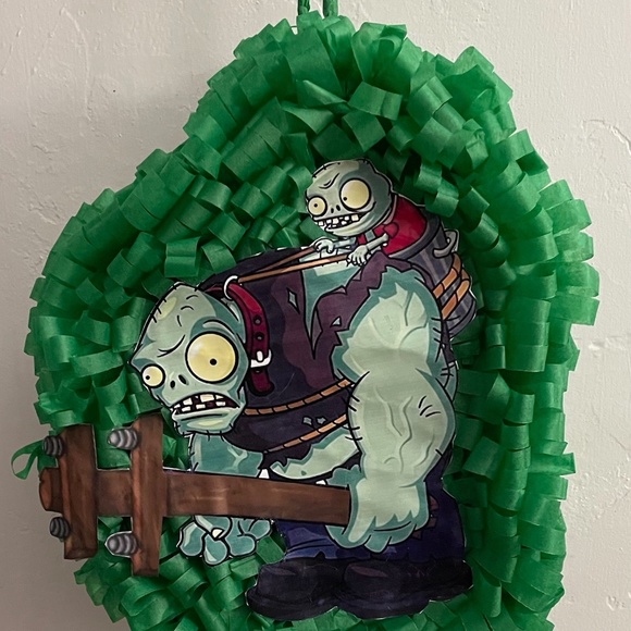 Custom Made Piñata | Toys | Plants V Zombie Gargantuan Pinata 6x12x6 ...